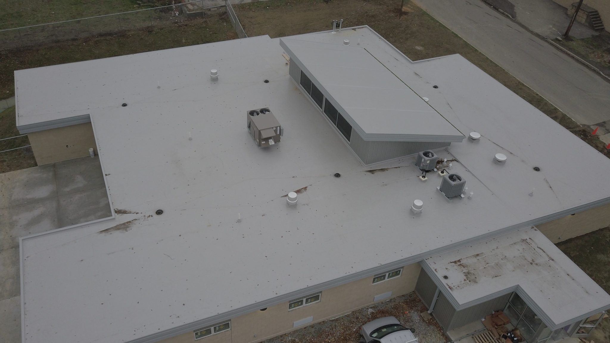 Your Definitive Guide On TPO Roofing - TEMA Roofing Services